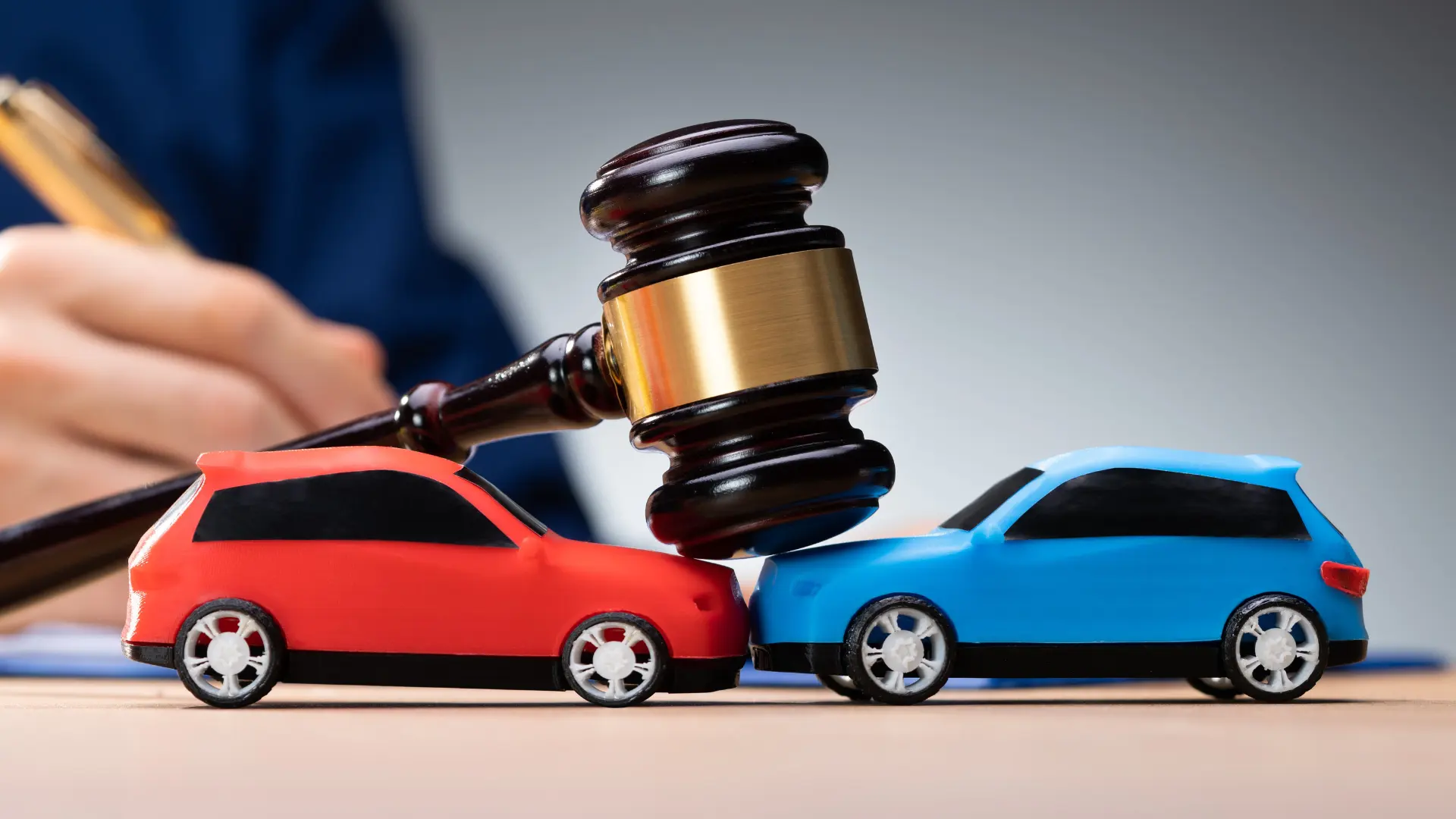 Car Accident Settlement Delays? JJ Legal Explains